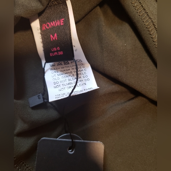 ROMWE | Tops | Nwt Romwe Medium Olive Green Crop Lace Butterflymoth ...